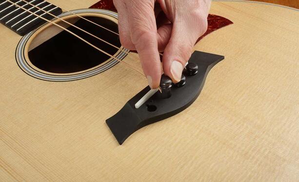 Changing Strings on a GS Mini Bass – Taylor Guitars