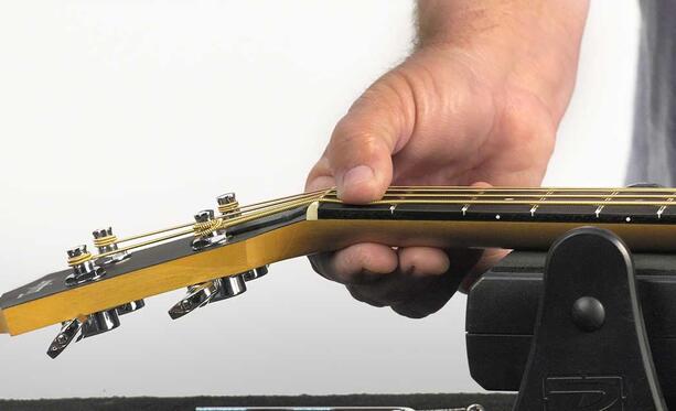 Changing Strings on a GS Mini Bass – Taylor Guitars